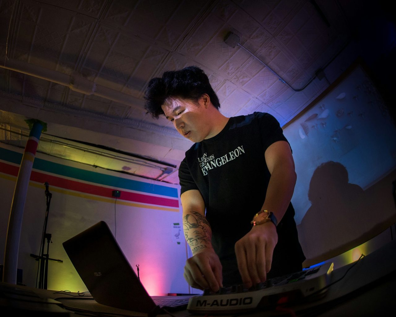 The Outline 20 Questions with Leon Chang aka @leyawn | The Outline